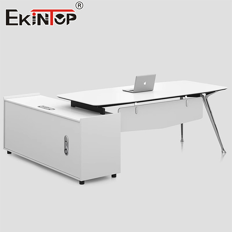 Modern Style Office Desk and Chair Executive Desk Sample Custom Made Desk
